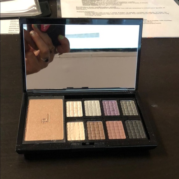 Doucce | Makeup | Doucce Eye Shadow Palette | Poshmark
